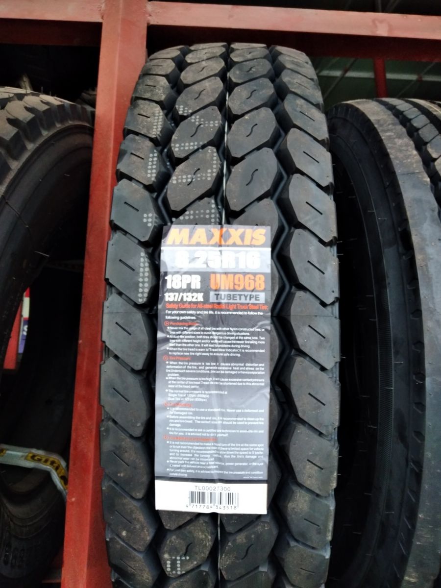 Lốp tải 8.25R16 Maxxis UM968 nhập khẩu Thái Lan